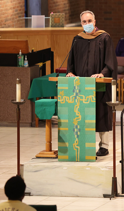 Chapel tradition was back for new students, starting the academic year ...